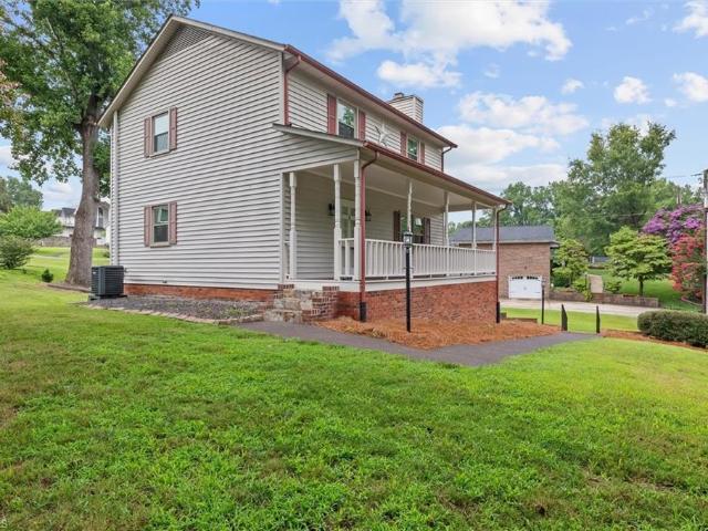 1912 Inman Circle
