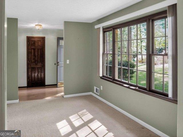 1912 King Arthurs Ct, Marietta, GA 30062