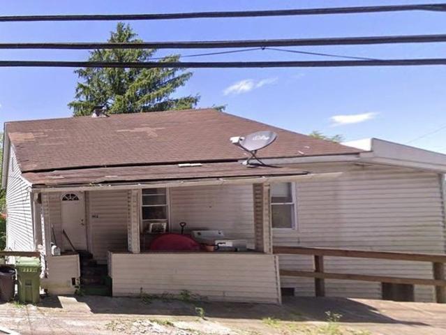 1912 Listravia Ave, Morgantown, WV 26505