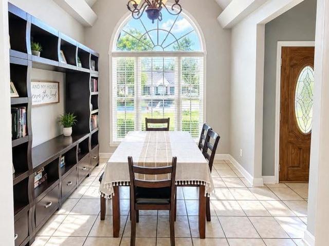 1912 Pleasant Dr