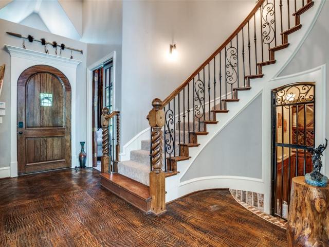 1912 Surrey Ln, McKinney, TX 75072 | MLS #21228