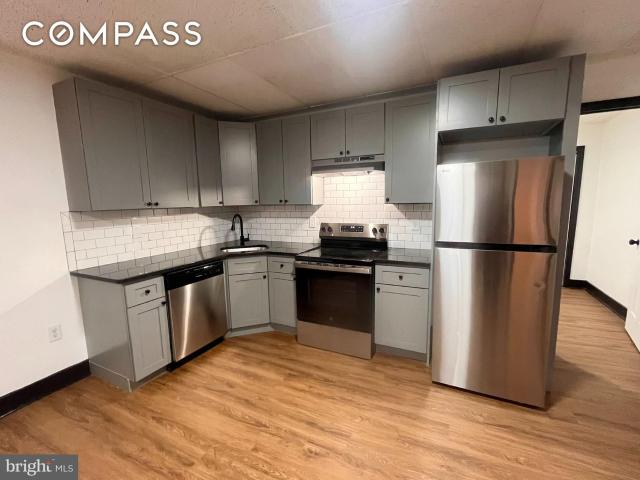 1912 S 17th St 201, Philadelphia, PA