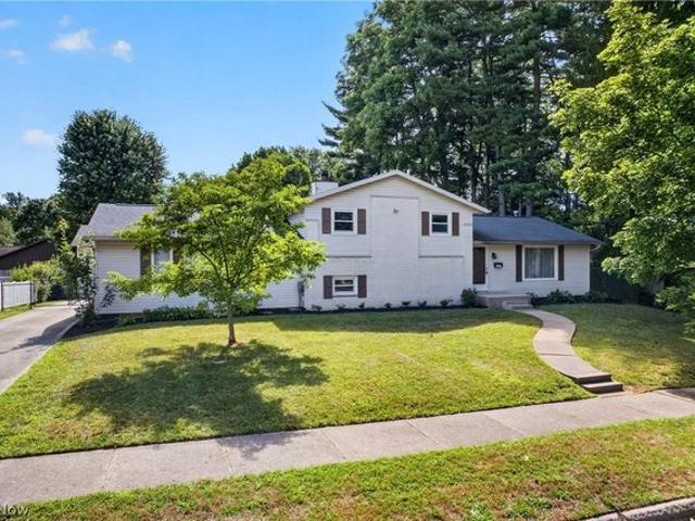 1912 Tremont St, Dover, OH 44622