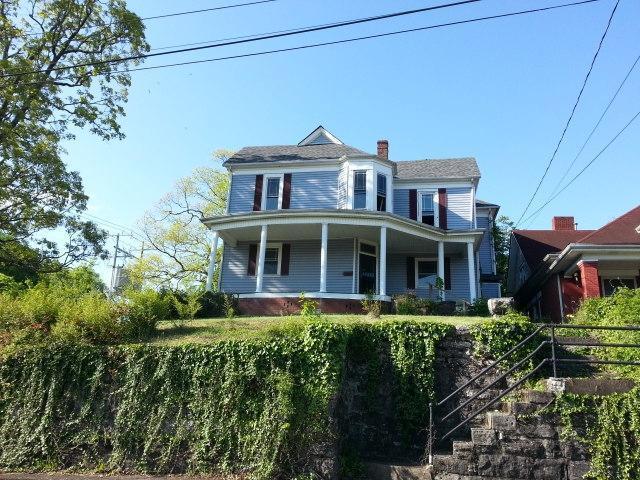 1912 Vine Street