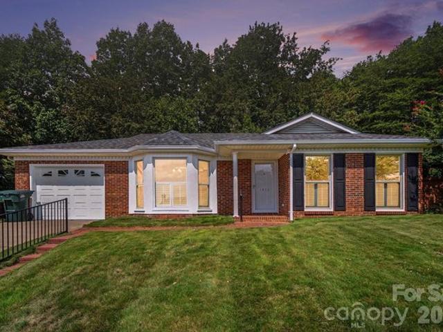1912 Wexford Ct, Gastonia, NC 28054
