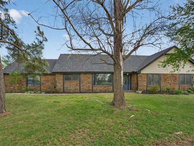 19132 E Summer Ln, Claremore, OK 74019