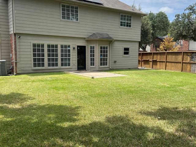 19134 Mockingbird Valley Drive