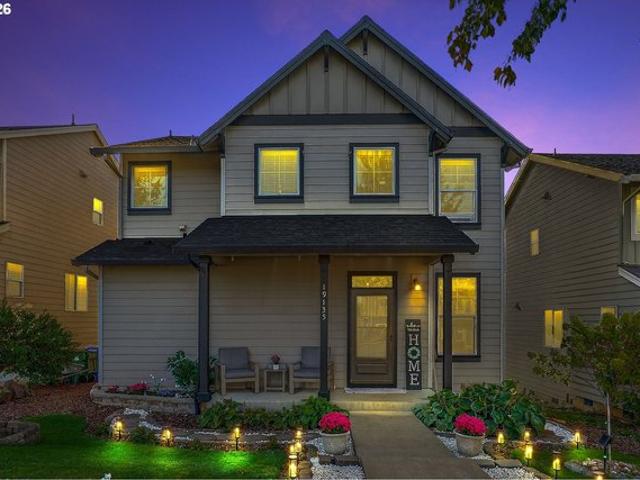 19135 Village Blvd, Sandy, OR 97055
