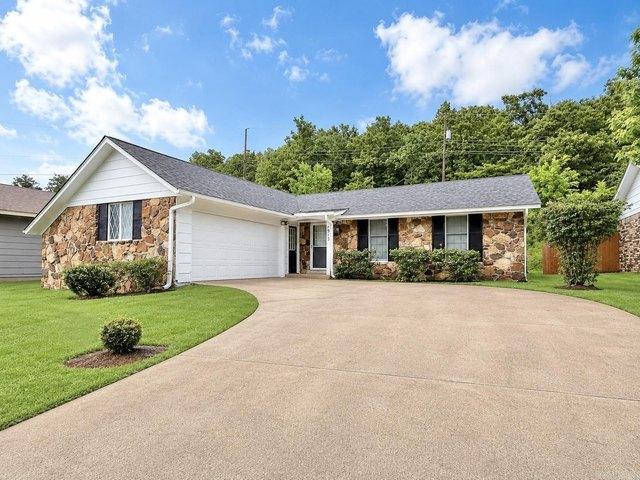 1913 Buffalo Trl, North Little Rock, AR 72118