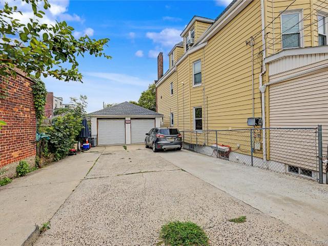 1913 Bogart Avenue