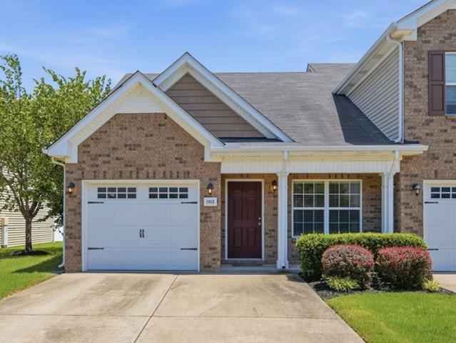 1913 Calydon Ct, Murfreesboro, TN 37128