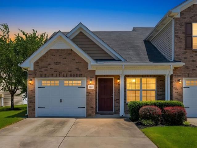 1913 Calydon Ct, Murfreesboro, TN 37128