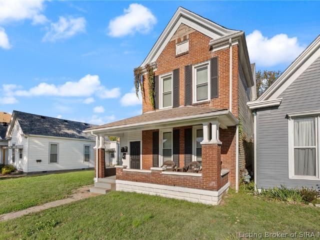 1913 Center Street
