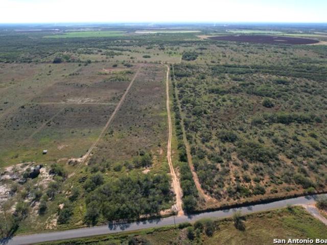 1913 County Road 3000