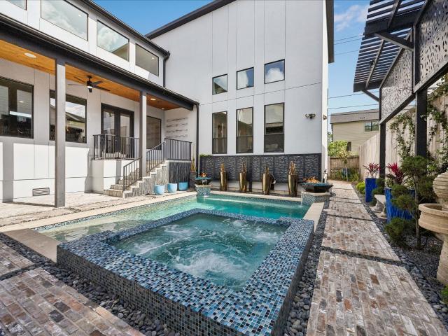1913 Du Barry Ln, Houston, TX 77018 | MLS #78954 | Compass