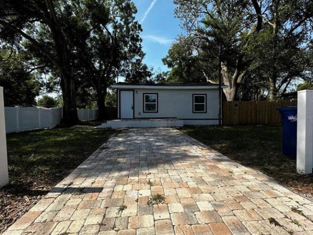 1913 E Poinsettia Ave, Tampa, FL 33612