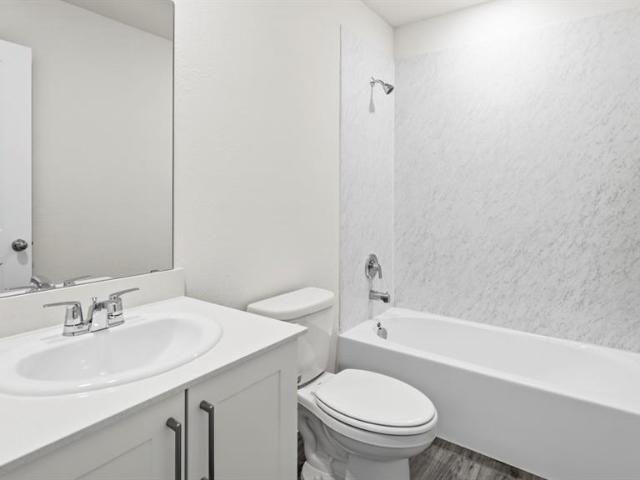 1913 Glory Dr, Bonham, TX 75418 | MLS #21219