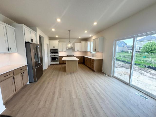 1913 Ravine Road