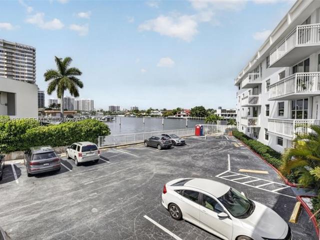 1913 S Ocean Dr Apt 225, Hallandale Beach, FL 33009
