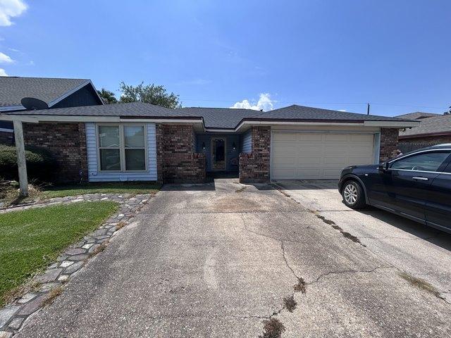 1913 Van Arpel Dr, Laplace, LA 70068