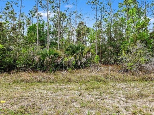1913 Weller Ave, Lehigh Acres, FL 33972
