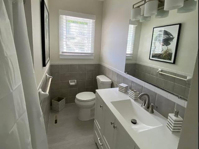 191 Coggeshall Ave, Unit 1, Newport, RI 02840 | MLS #1407