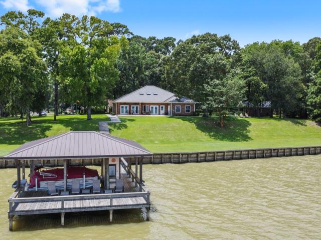 191 Beth Cir, Huntsville, TX 77320 | MLS #87237