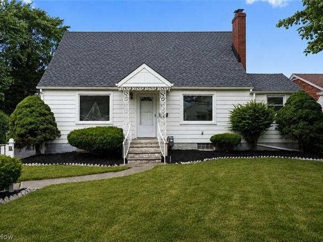 191 E Martin St, Amherst, OH 44001