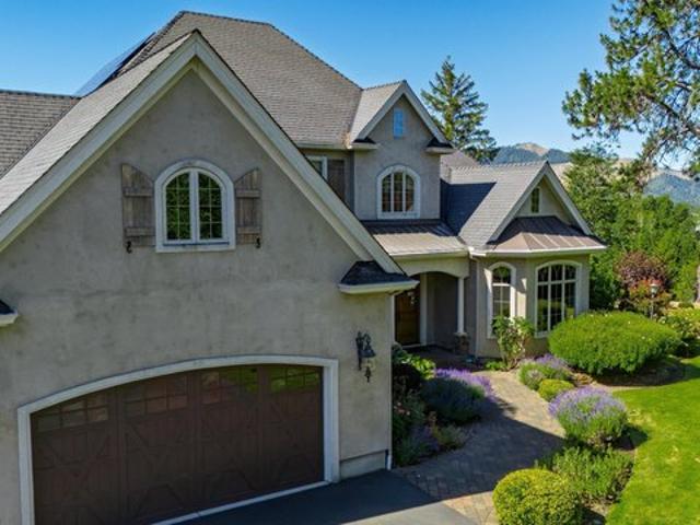 191 Foxwood Dr, Grants Pass, OR 97527