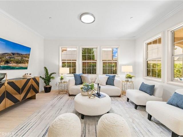 191 Firefly, Irvine, CA 92618