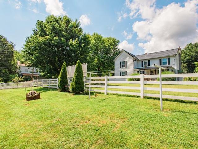 191 Front St, Renick, WV 24966
