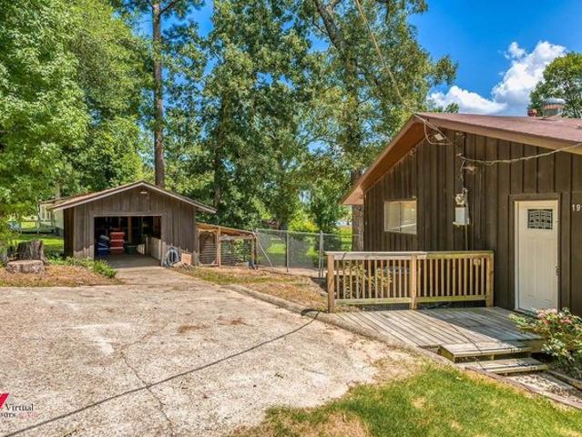 191 Hamby Rd, Logansport, LA 71049
