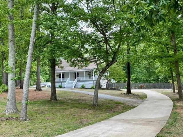 191 Henderson Lake Dr, Canton, GA 30115