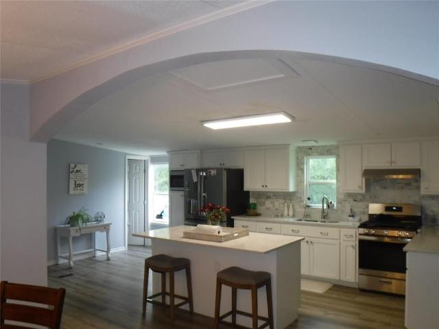 191 Hickory Ln