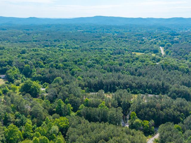 191 Hightower Loop Road NE