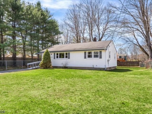 191 Lindley Ct, Andover, NJ 07821 | MLS #4020 | Compass