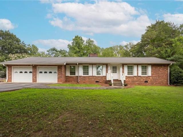 191 Monroe St, Winston Salem, NC 27104