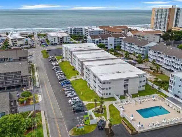 191 MAISON DR APT B208, MYRTLE BEACH, SC 29572 Condo/Townhome.