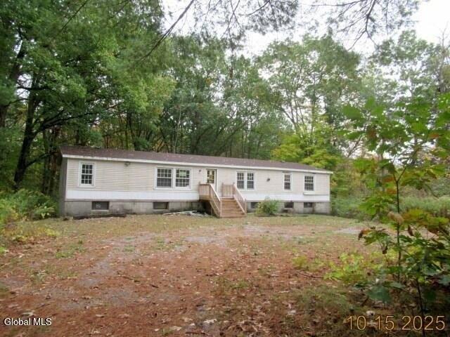 191 Meehan Rd, Mechanicville, NY 12118