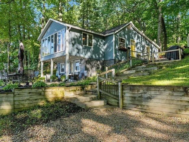 191 Midway Walk, Six Lakes, MI 48886