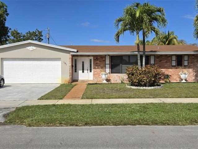 191 NE 210th St, Miami Gardens, FL 33179