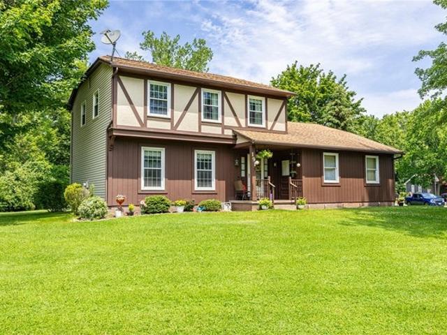 191 Sannita Dr, Rochester, NY 14626