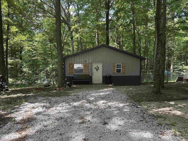 191 Schores Ln, Bedford, IN 47421