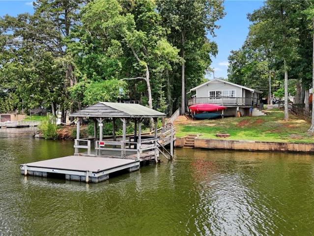 191 Shoreline Drive