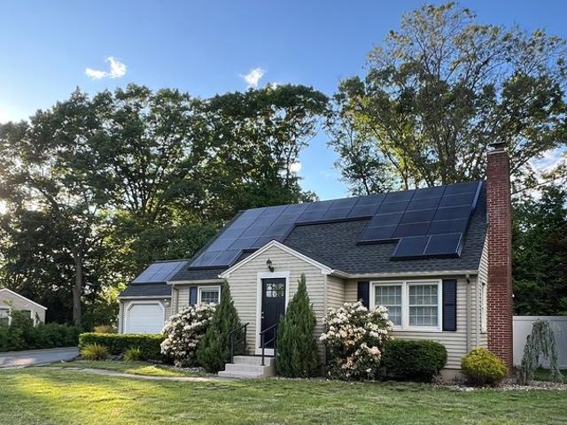 191 Stuart Dr, Southington, CT 06489