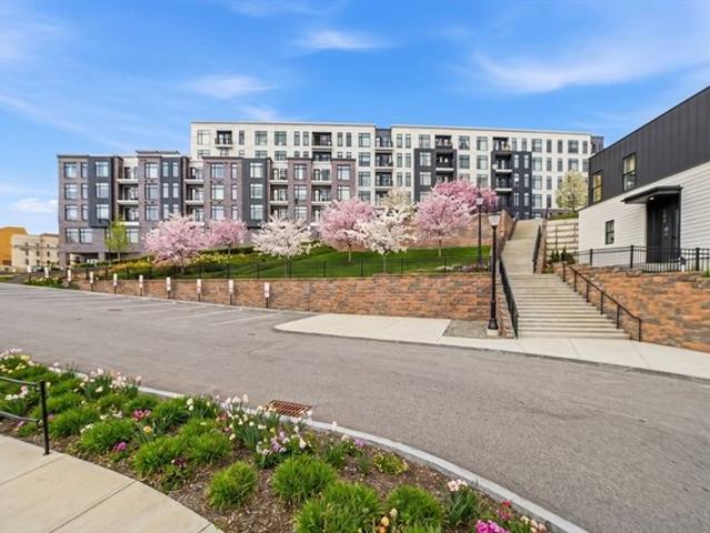 191 Washington St Unit 711, Boston, MA 02135