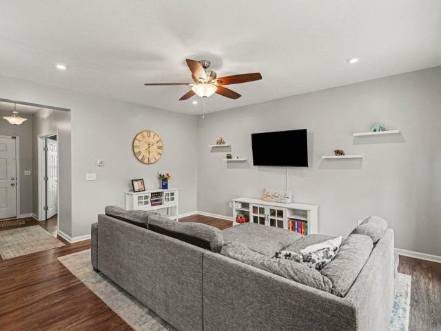 191 Zinfandel Lane