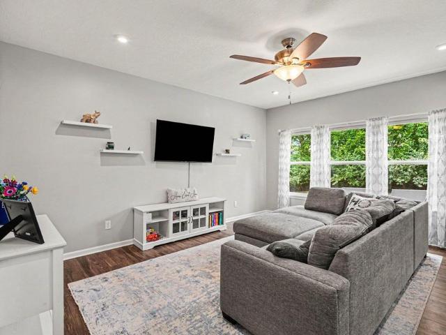 191 Zinfandel Lane