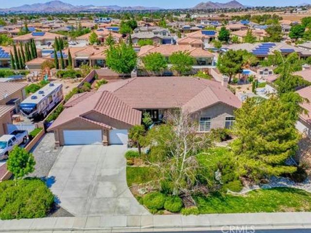 19244 Kanbridge St, Apple Valley, CA 92308