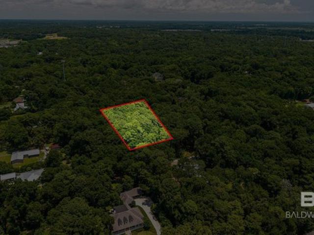 19245 Wilson Ln, Fairhope, AL 36532